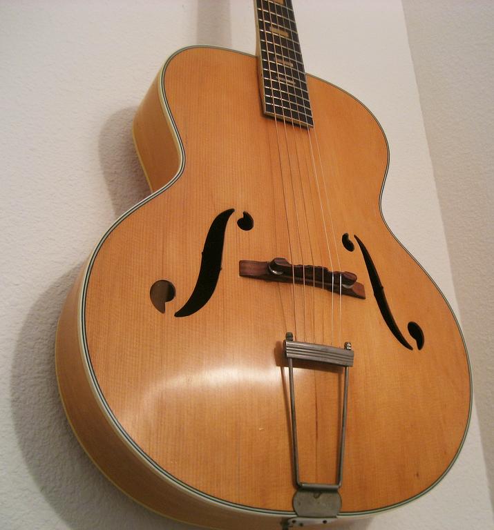 Harmony guitars database